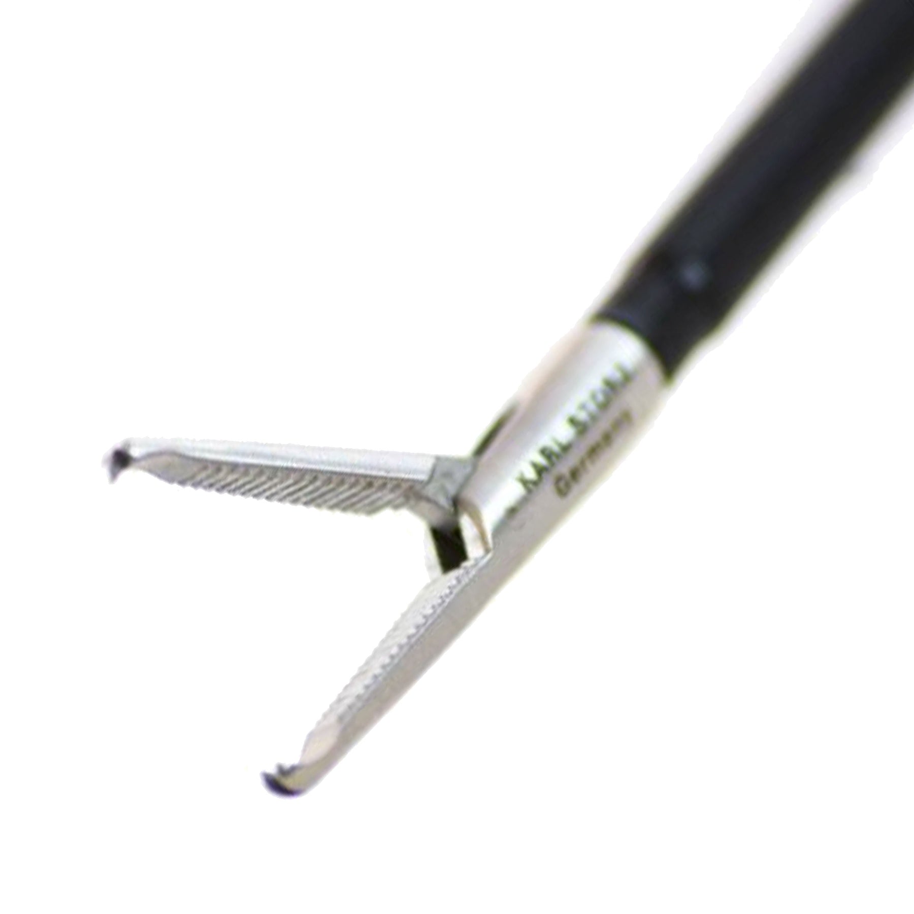 Storz Traumatic Grasping Forceps w/ Ratchet, 5mm x 36cm | 26175MD ...